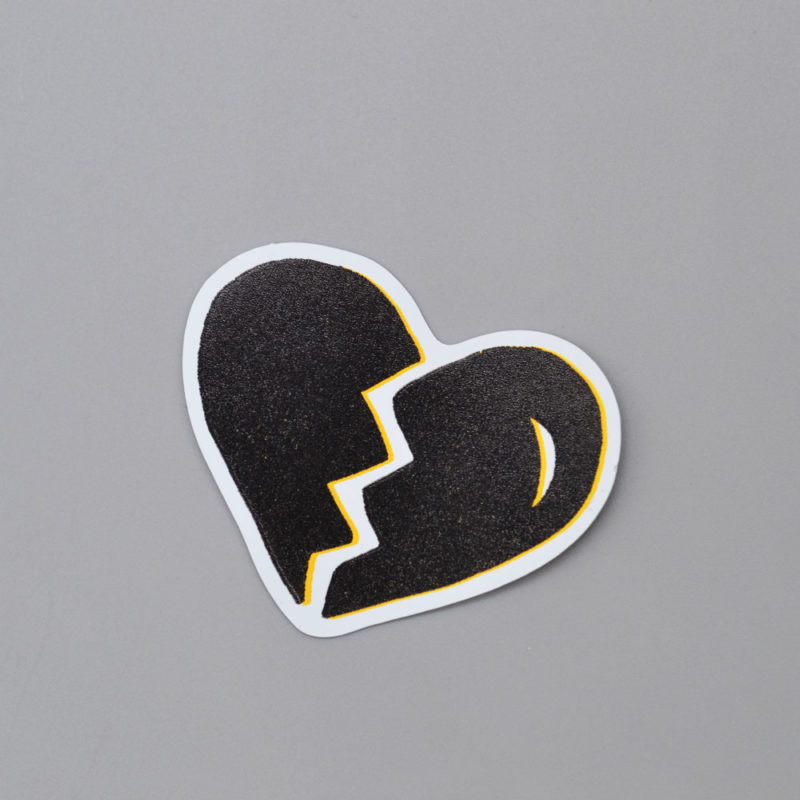 Broken Heart – Sticker – Metal the Brand